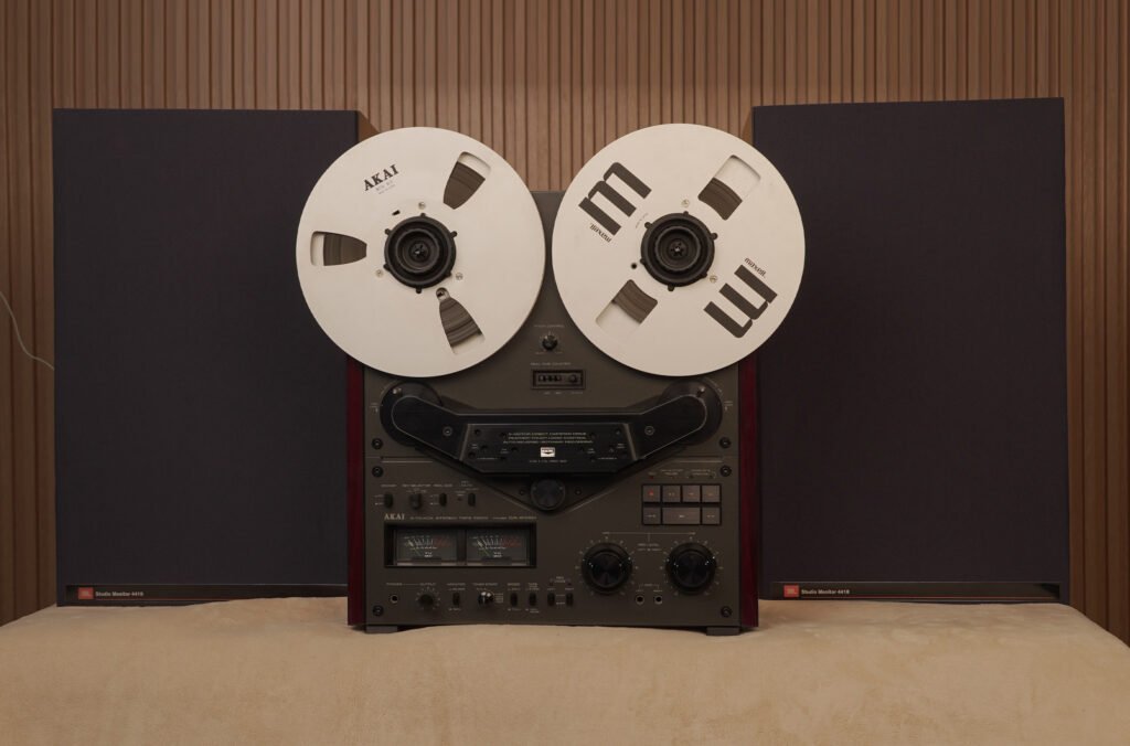 Very nice AKAI GX635D reel to reel - Fully restored/tested - 1 year ...