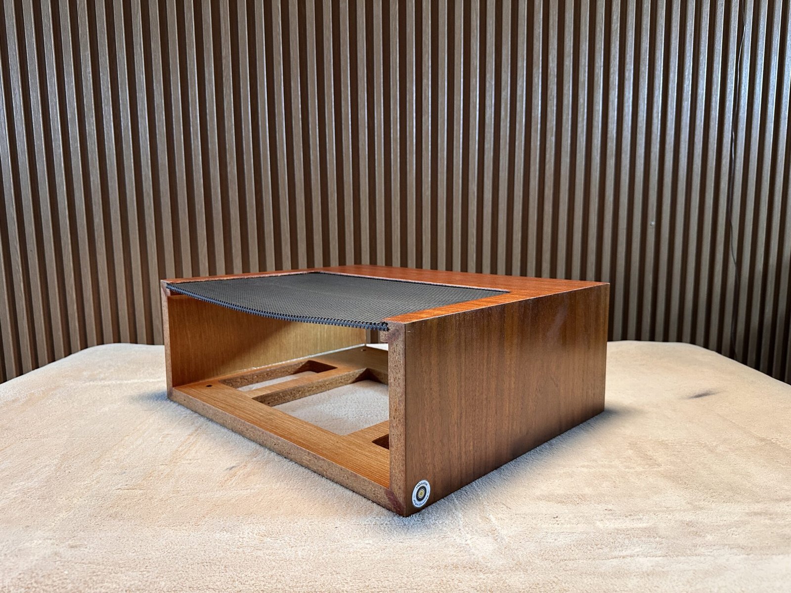 MARANTZ WC-22 YELLOW WALNUT AMPLIFIER CASE - HQaudios