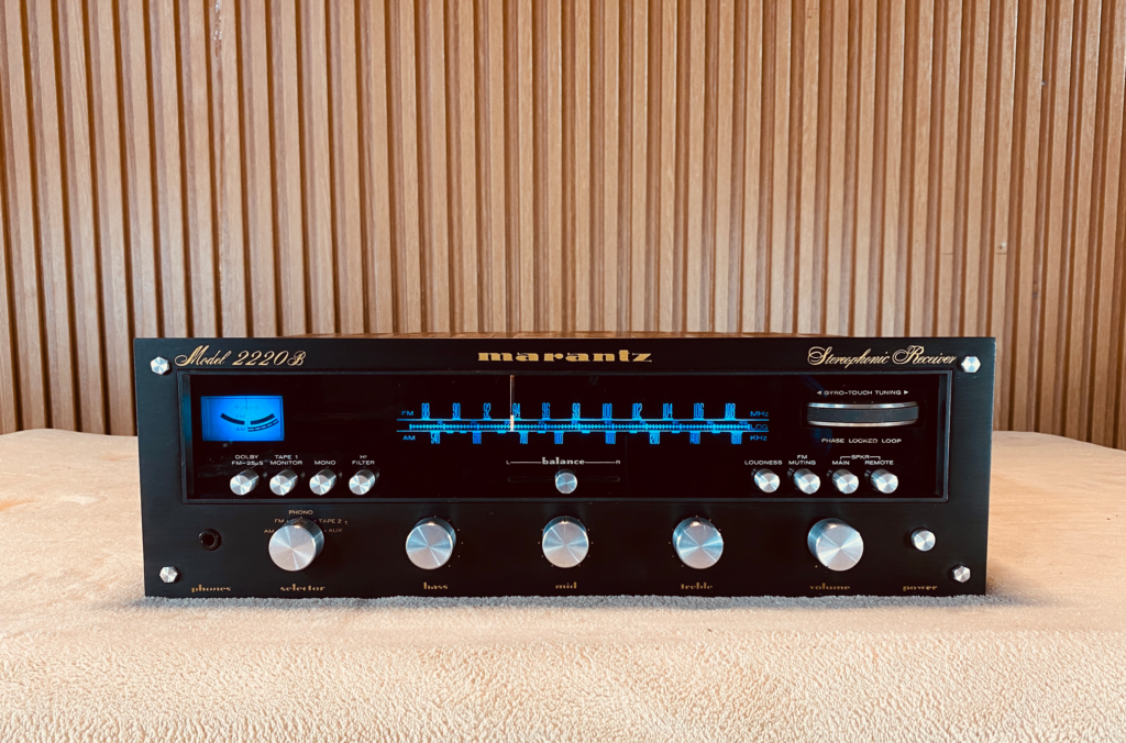 Marantz 2220B Receiver - HQaudios
