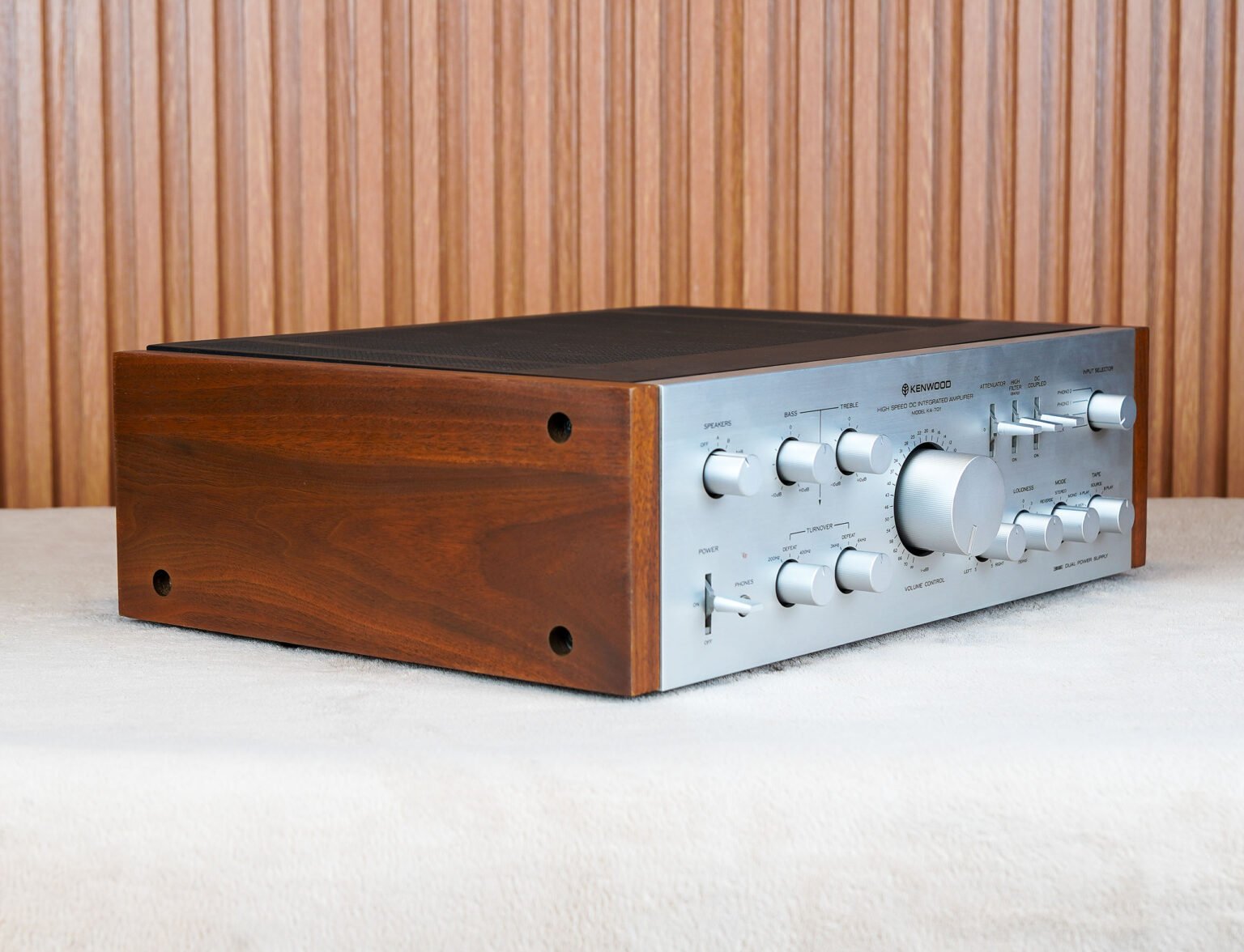 EXCELLENT KENWOOD KA-701 VINTAGE AMPLIFIER – 1-YEAR WARRANTY - HQaudios