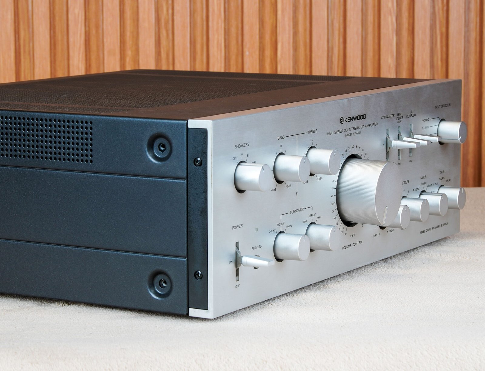 EXCELLENT KENWOOD KA-701 VINTAGE AMPLIFIER – 1-YEAR WARRANTY - HQaudios